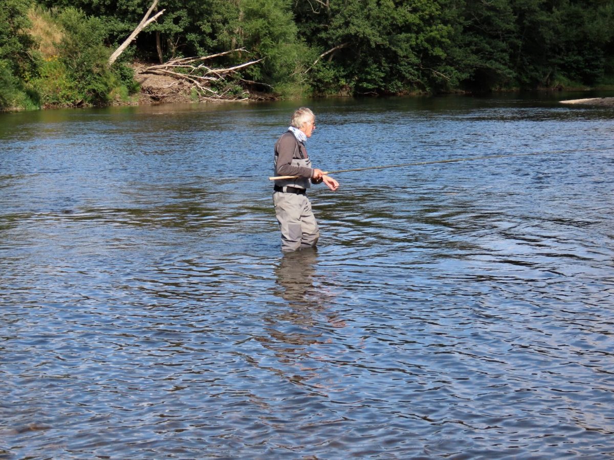 CONJURING COARSE MAGIC - BARBEL PART 3 - FLOAT FISHING by John Bailey ...